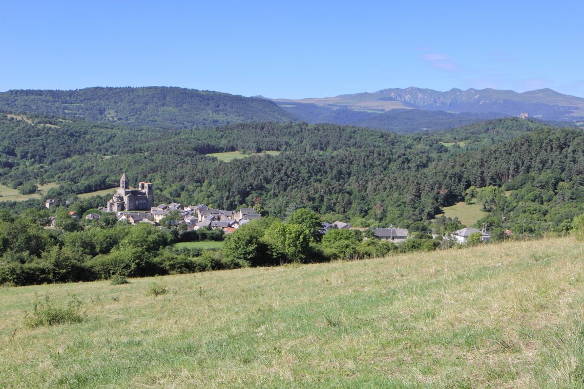 Tourist office of Murol (63), Visit the castle of Murol in Auvergne