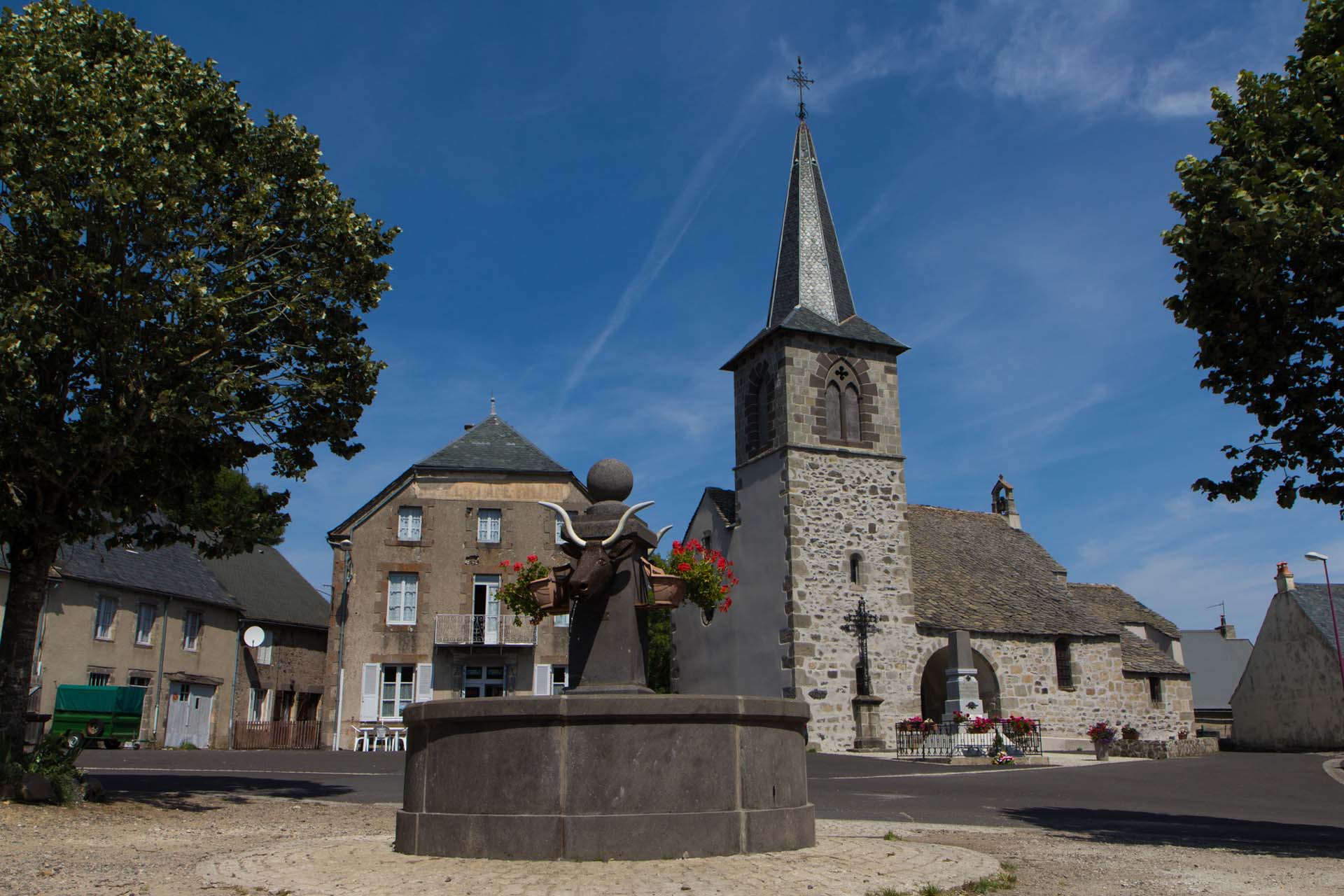 Activities and visits in Montgreleix, Tourist Office of the Massif du Sancy